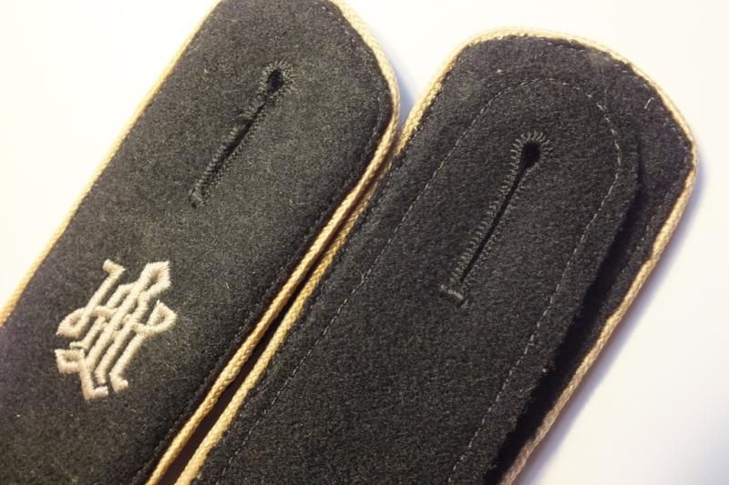 Hannahs Reich LSSAH POINTED END EARLY SHOULDER BOARDS Hannahs Reich LSSAH POINTED END EARLY SHOULDER BOARDS
